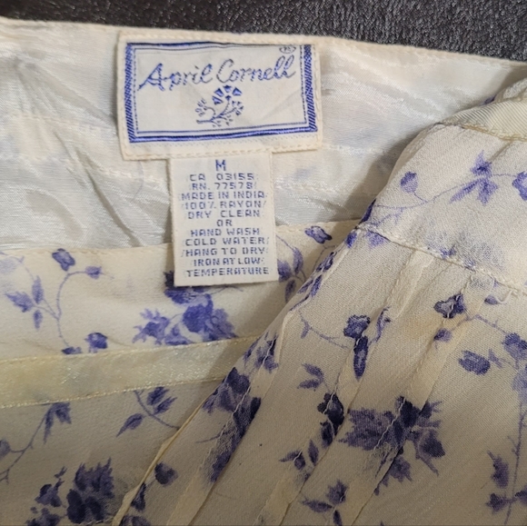 April Cornell | Skirts | April Cornell Floral Pattern Skirt | Poshmark